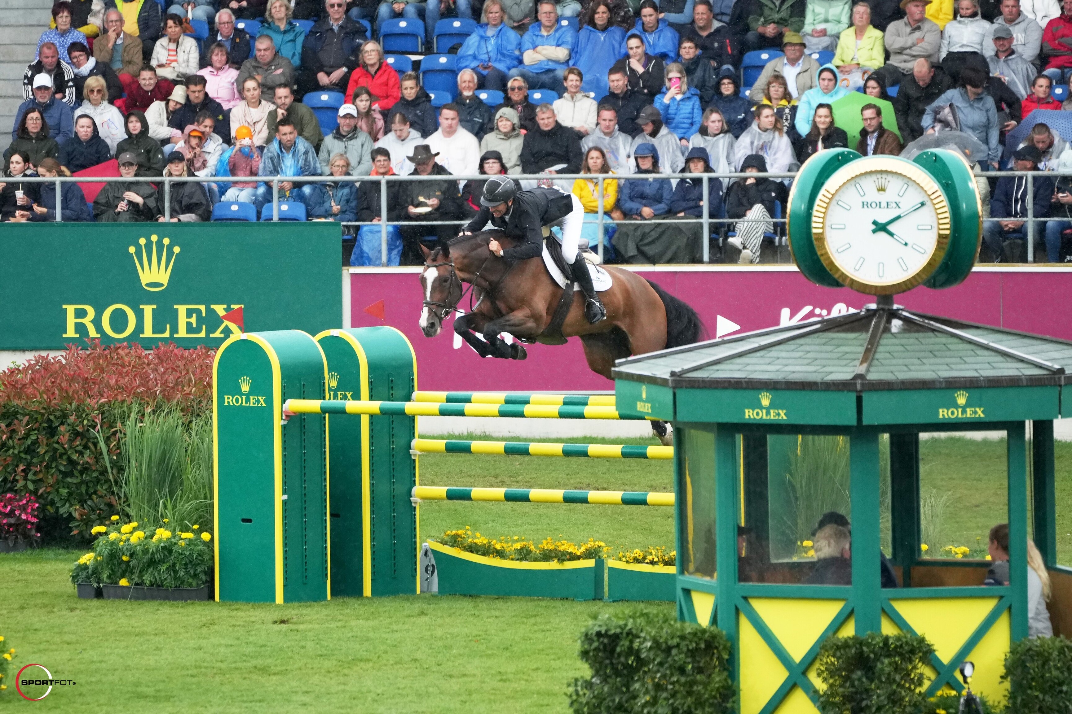 CHIO Aachen: Dazzling Performance by Dynamix! - Steve Guerdat, swiss ...